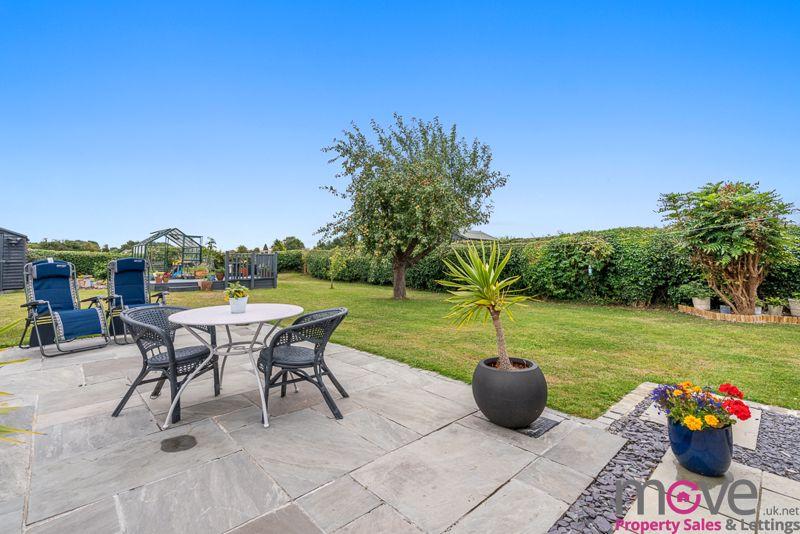 Brook Lane, Down Hatherley, GL2 9PR 4 bed detached bungalow - £450,000