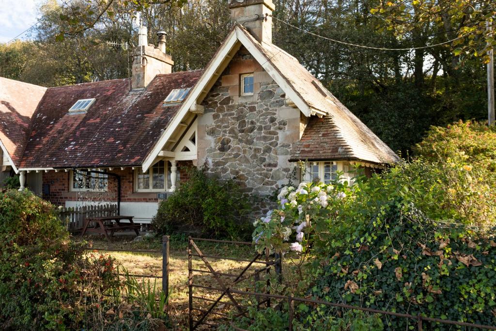 Killean Estate, Tayinloan, Argyll 2 bed semi-detached house - £85,000