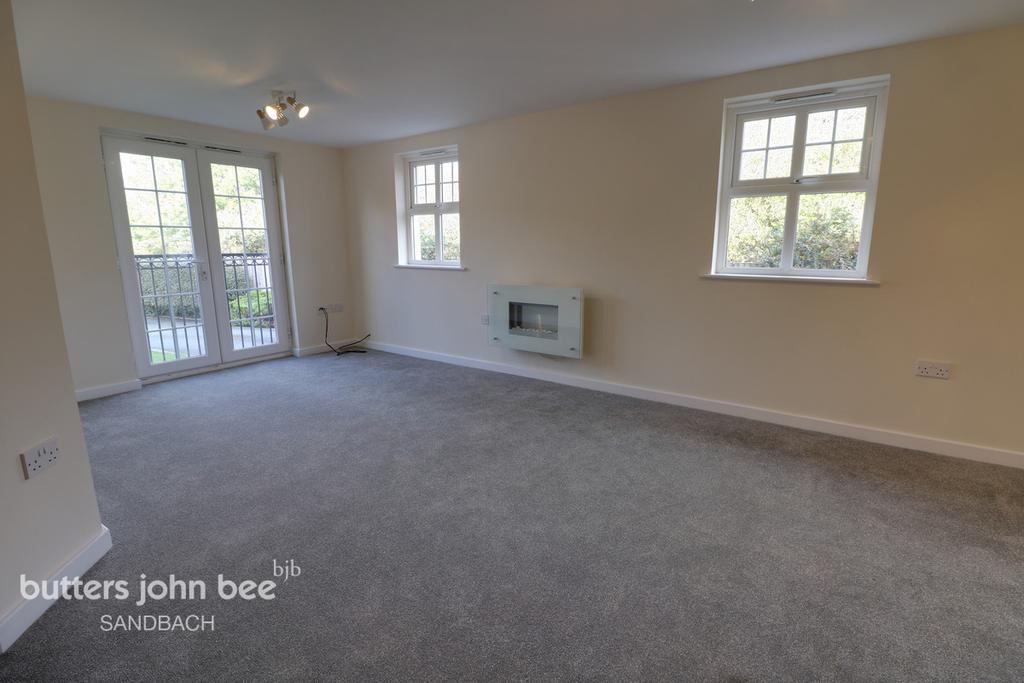 Regency Walk, MIDDLEWICH 2 bed apartment - £125,000