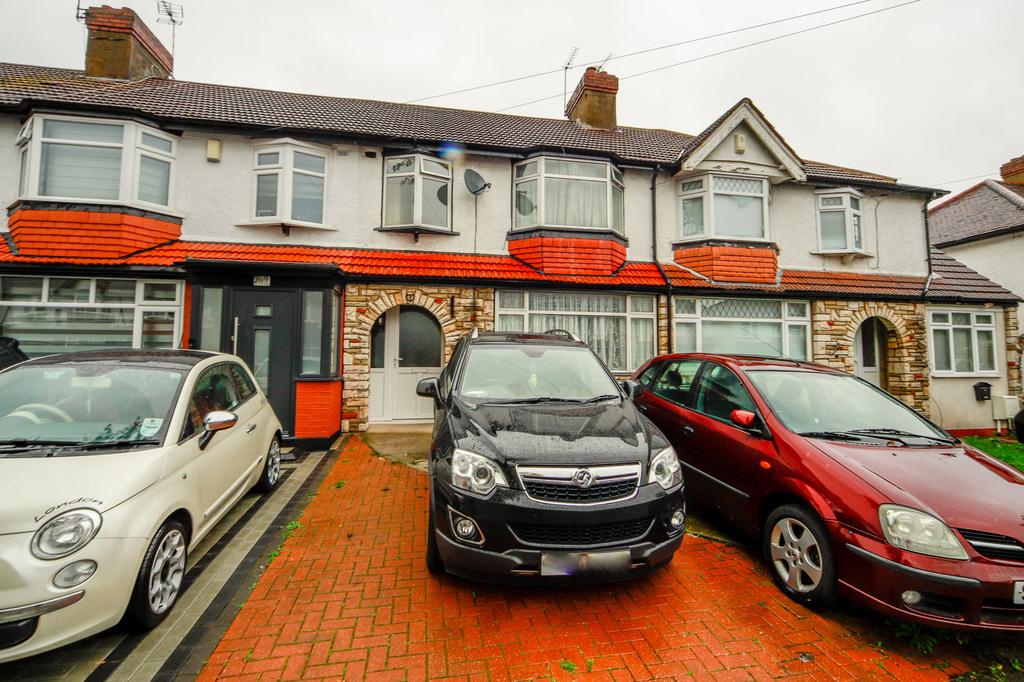 Harrow Drive, N9 3 bed terraced house - £415,000