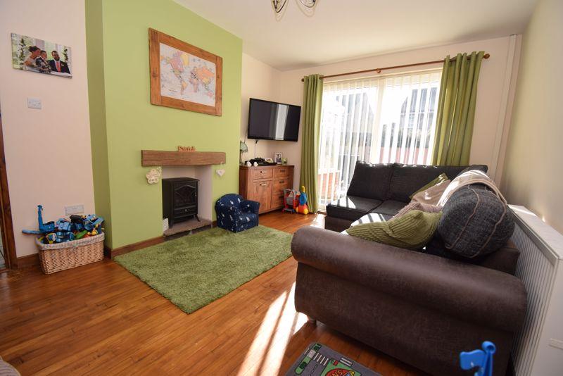 4 Idris Place, Litchard, Bridgend, CF31 1PR 3 bed semi-detached ...