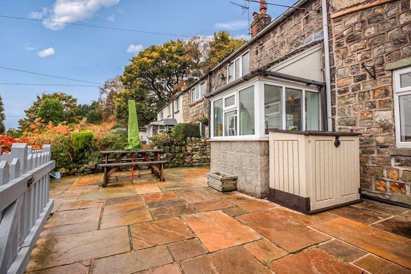 Mow Cop Road, Mow Cop, Staffordshire, 2 bed semi-detached house - £200,000