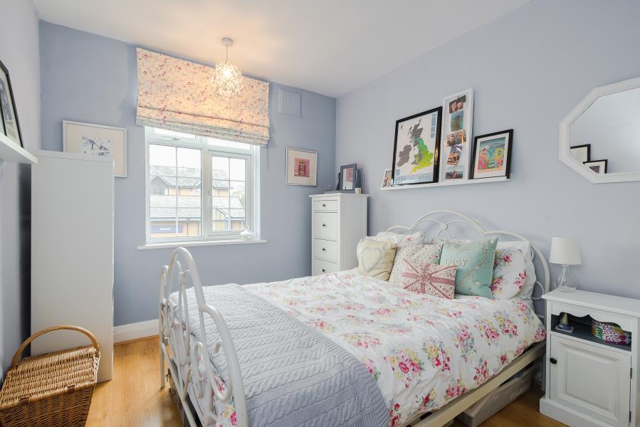 Norbiton Hall, London Road, Kingston... 1 bed flat - £315,000