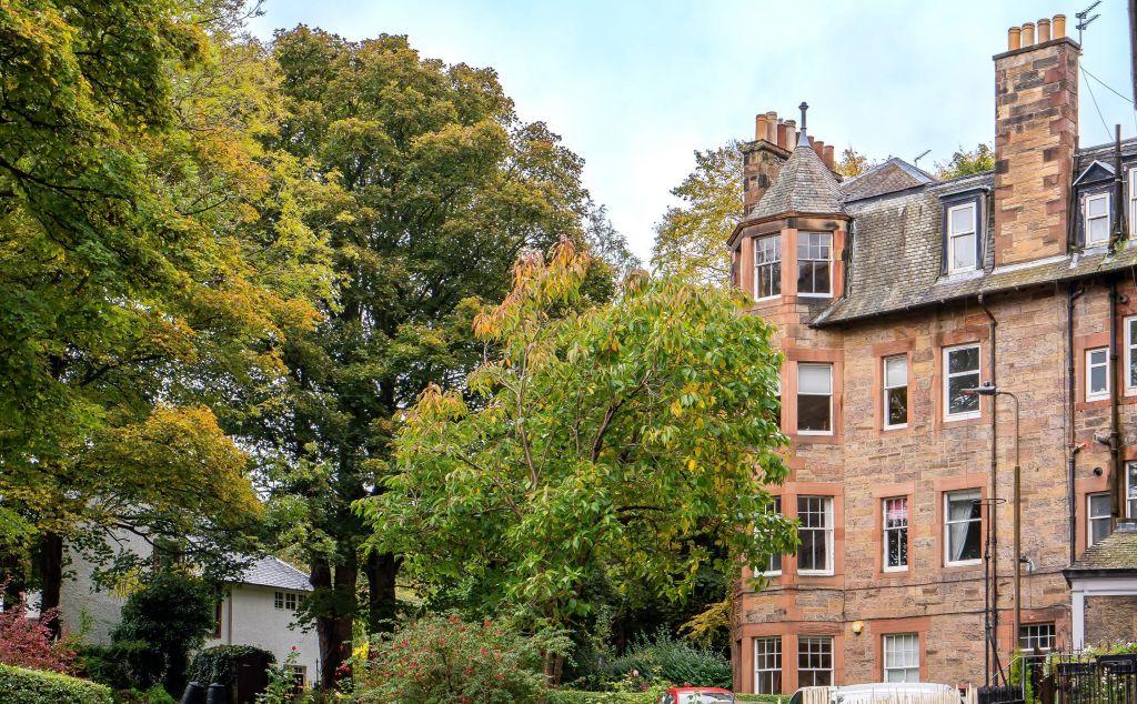 36/12 Roseburn Terrace, Roseburn... 2 bed flat - £265,000