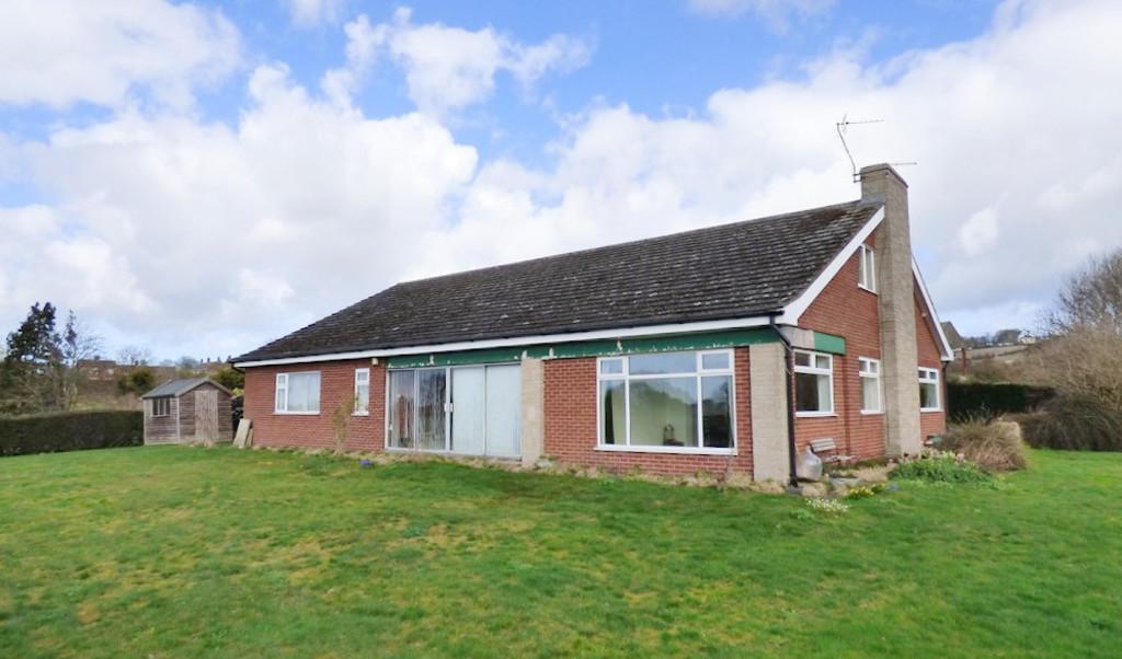 Nettleton Road, Caistor LN7 6NJ 4 bed detached house - £395,000