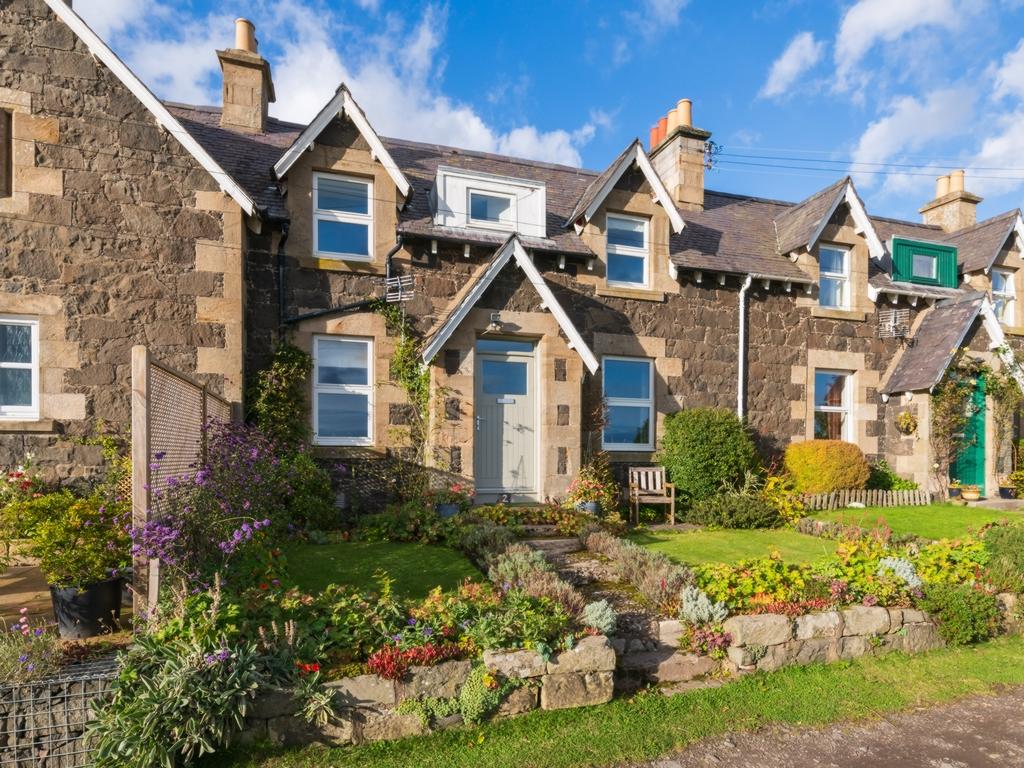 Nisbetfield Farm Cottage, Letham, KY15 3 bed terraced house - £209,995