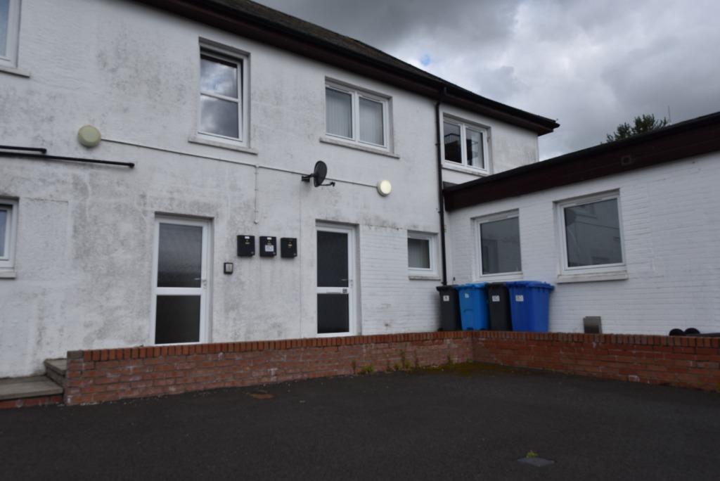 Polbeth Road, Polbeth, West Lothian... Studio - £425 pcm (£98 pw)