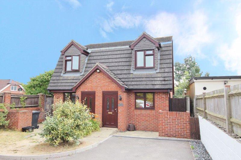 Hamble Lane, Southampton, SO31 8EL 2 bed semi-detached house - £850 pcm ...