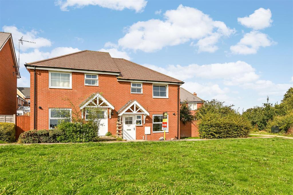 Ryeland Way, Andover 2 bed semi-detached house - £215,000