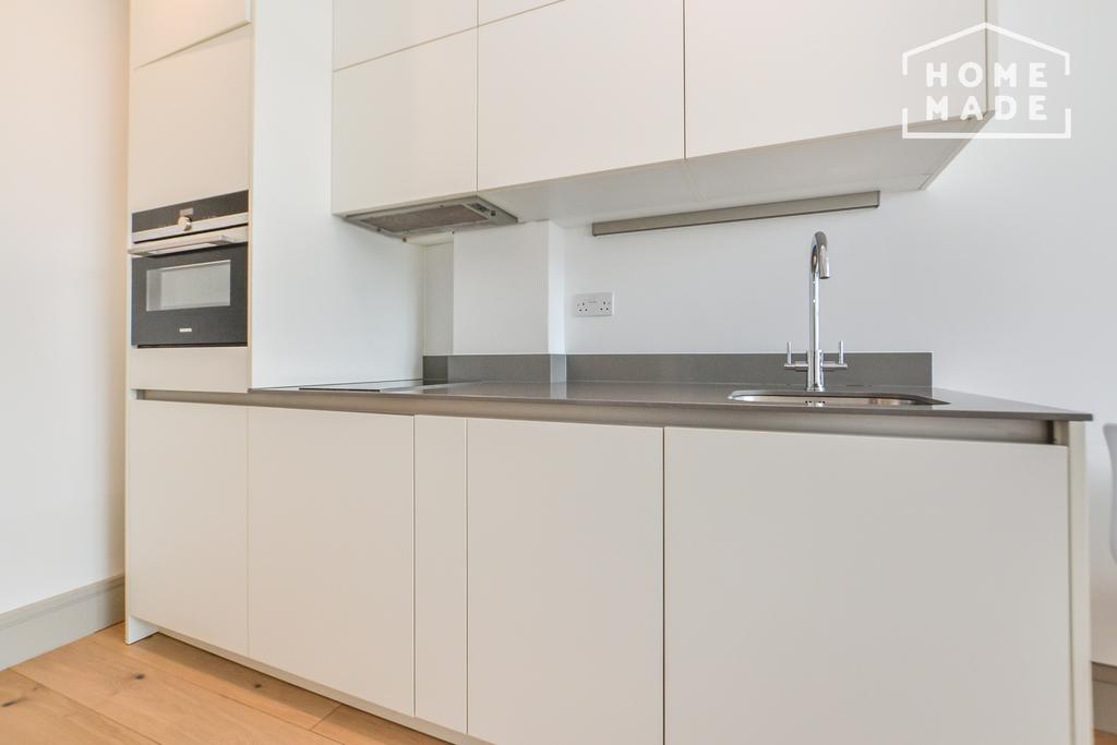 Broad House, Harrow, HA2 1 bed flat - £1,125 pcm (£260 pw)