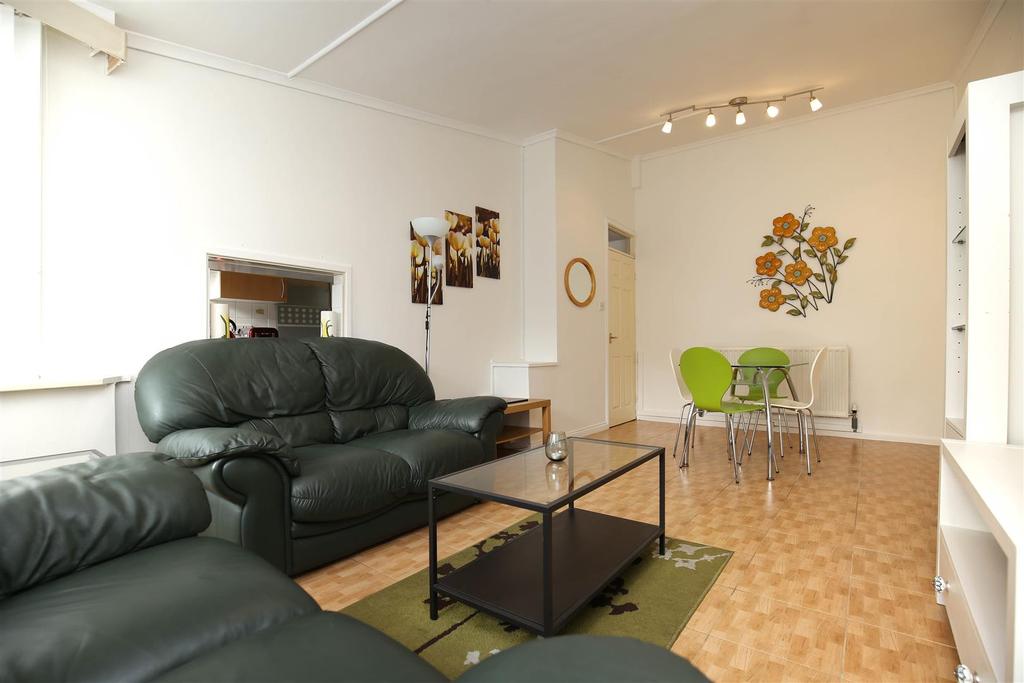 Copland Terrace, Shieldfield, NE2 3 bed terraced house - £1,105 pcm (£ ...