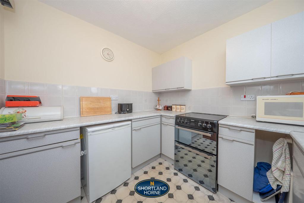 Grove Lane, Keresley End, Coventry 2 bed end of terrace house - £155,000