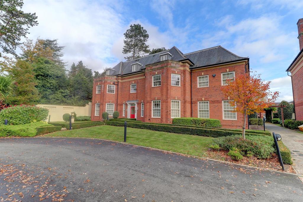John Cullis Gardens, Leamington Spa 2 bed flat - £875 pcm (£202 pw)