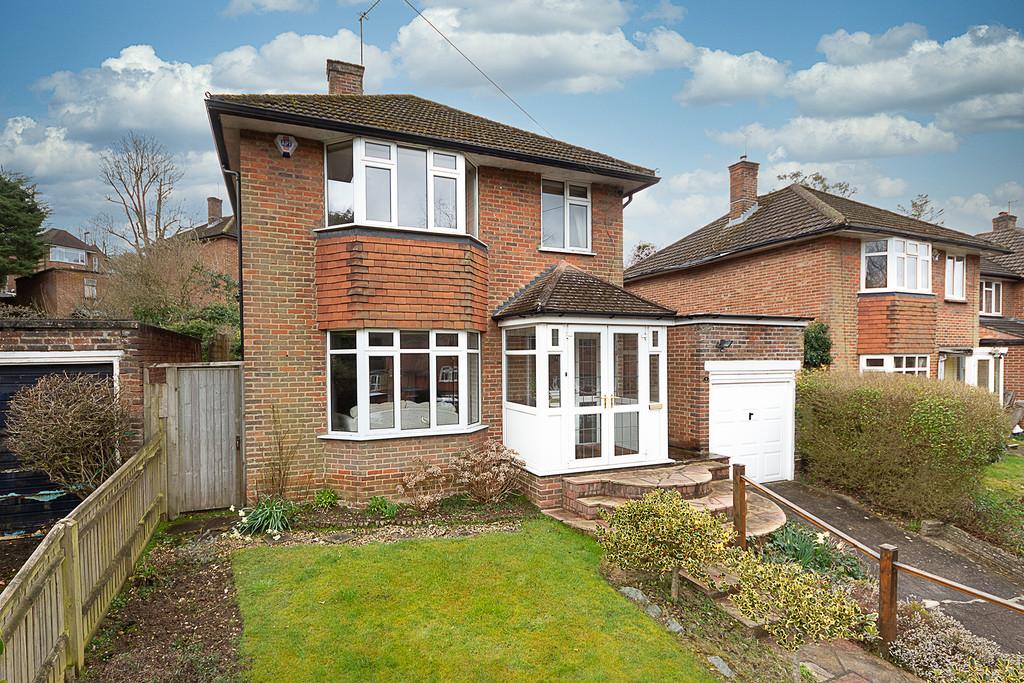 Lower Barn Road, Purley 3 bed detached house - £575,000