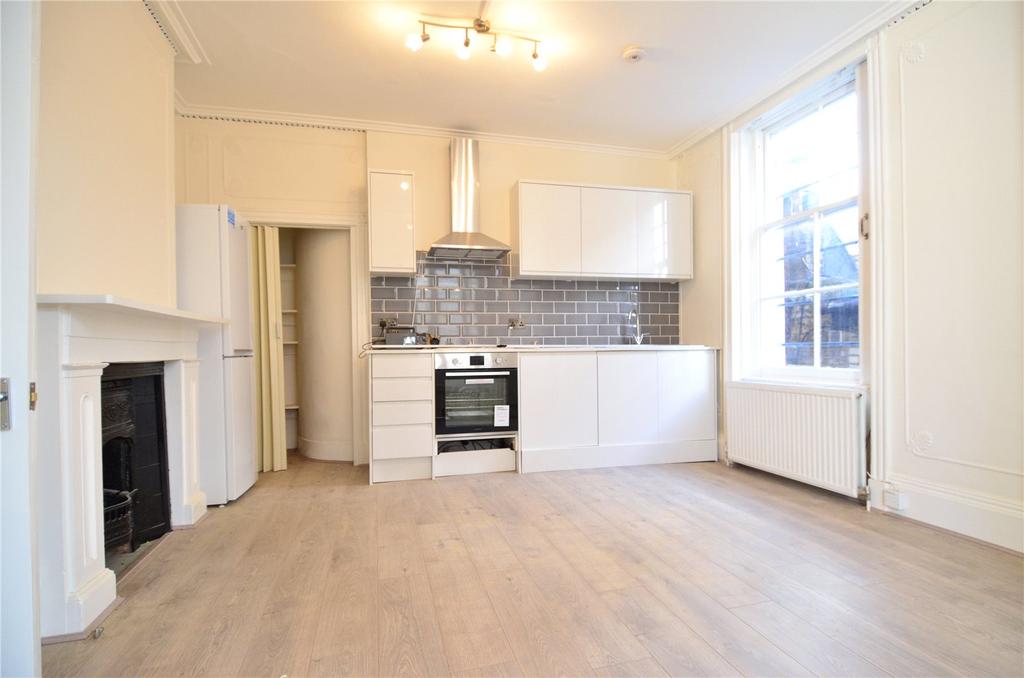 Denmark Hill, London, SE5 1 bed apartment - £1,250 pcm (£288 pw)