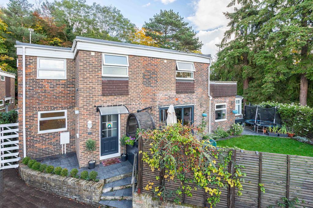 Close to 1500 sq ft & amazing views 3 bed semi-detached house - £625,000