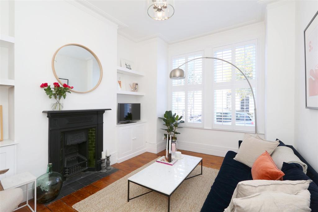 Princess May Road, Stoke Newington, N16 1 bed house - £500,000