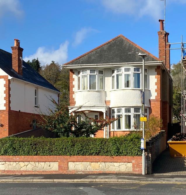 Guest Avenue, Poole, BH12 1JB 3 bed detached house - £350,000