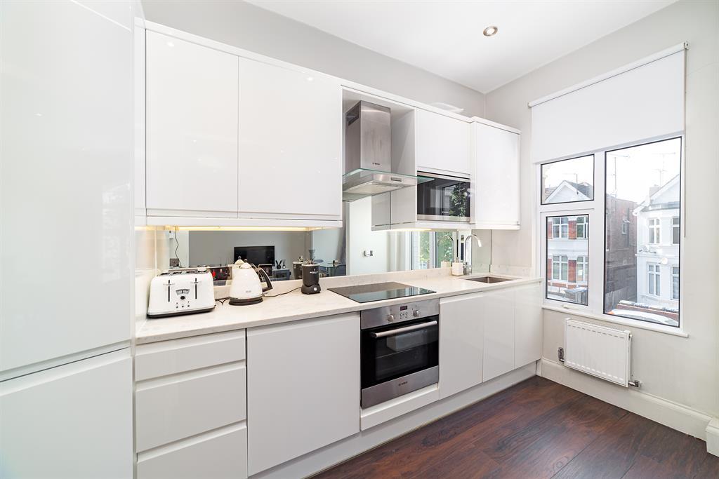 Cranhurst Road, London, NW2 1 bed flat - £450,000