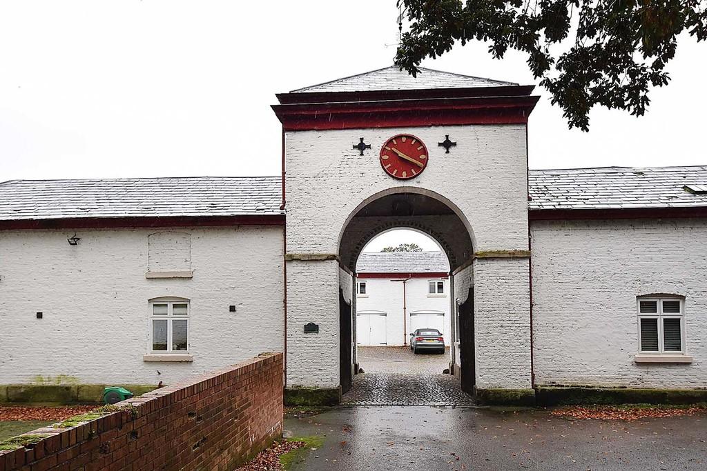 Courtyard Cottage Mere Hall Estate... 2 bed apartment - £1,195 pcm (£ ...