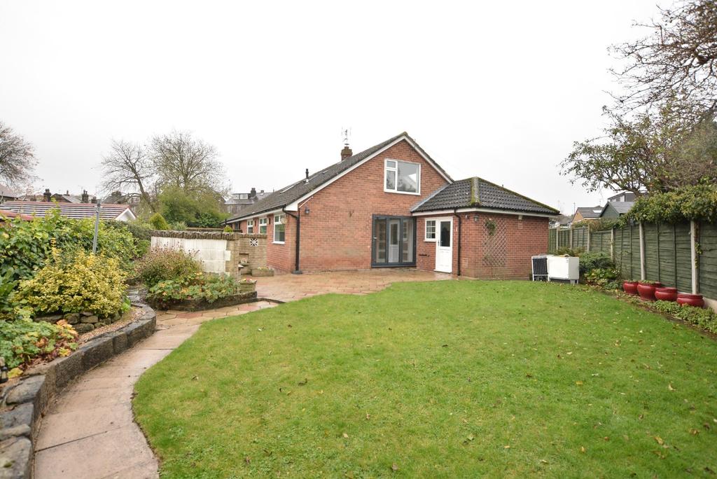 Stanhope Avenue, Horsforth, Leeds... 4 bed bungalow - £485,000