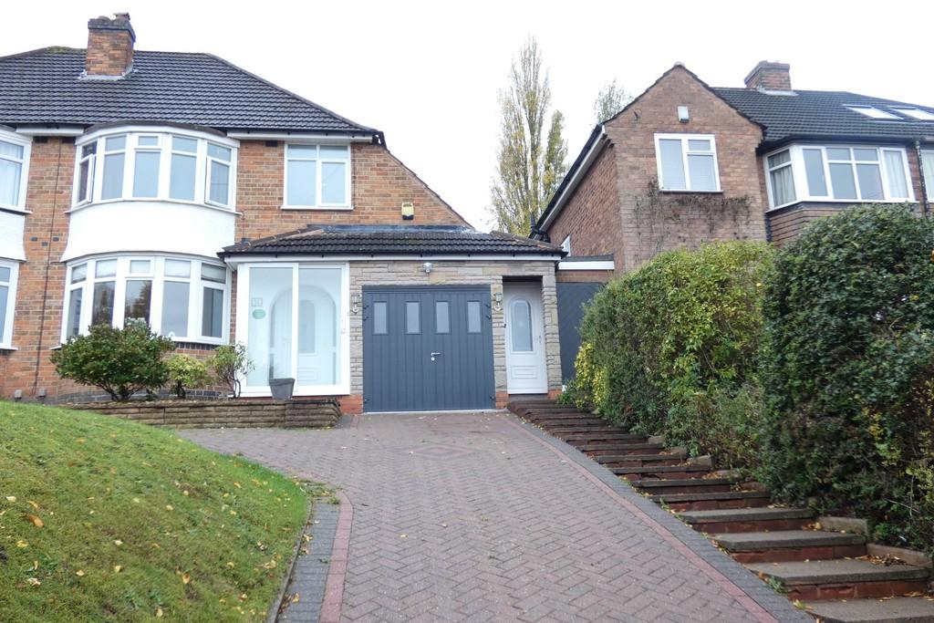 Maney Hill Road, Sutton Coldfield 3 bed semi-detached house - £350,000