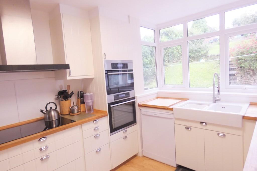 Maney Hill Road, Sutton Coldfield 3 bed semi-detached house - £350,000