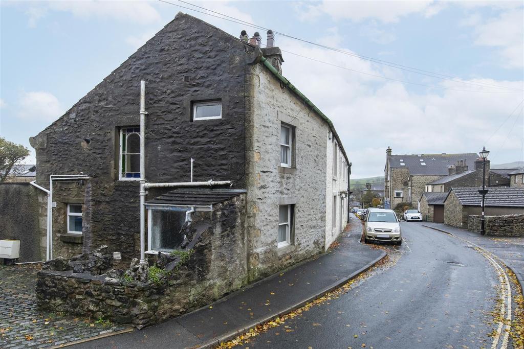 The Cottage, 32 High Street, Ingleton 2 bed end of terrace house - £90,000