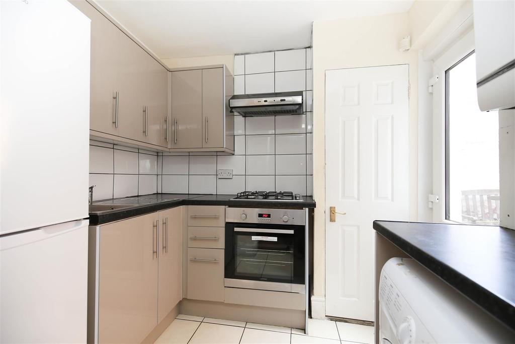 Dinsdale Road, Sandyford, NE2 2 bed flat - £750 pcm (£173 pw)