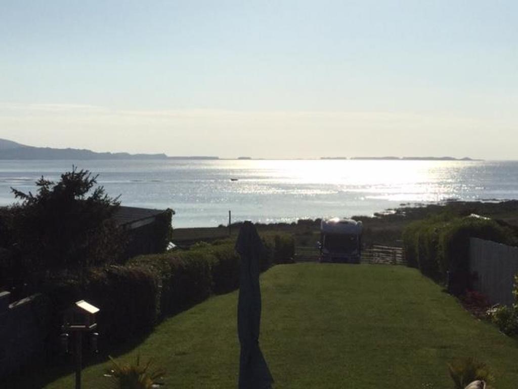 Sunset, 60 Pencaerfenni Lane, Crofty... 3 bed detached house - £425,000