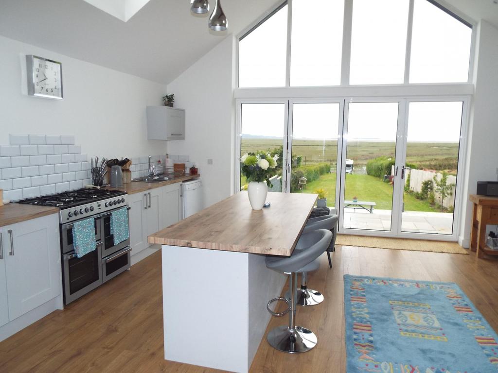 Sunset, 60 Pencaerfenni Lane, Crofty... 3 bed detached house - £425,000
