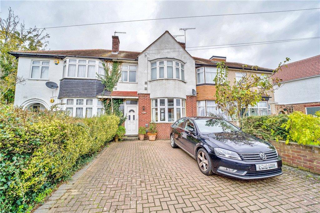 Catherine Gardens Hounslow Tw3 3 Bed Terraced House £500 000