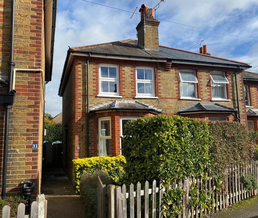 Ashtead Village 2 bed semi-detached house - £495,000