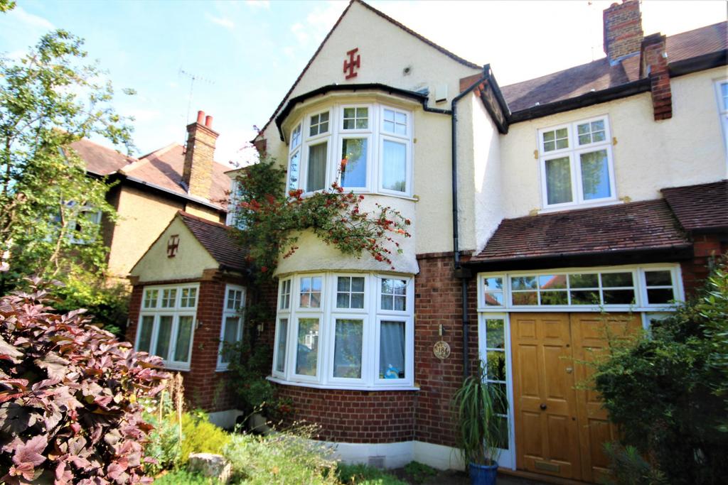 Woodside Avenue, London, N6 7 bed house - £5,500 pcm (£1,269 pw)