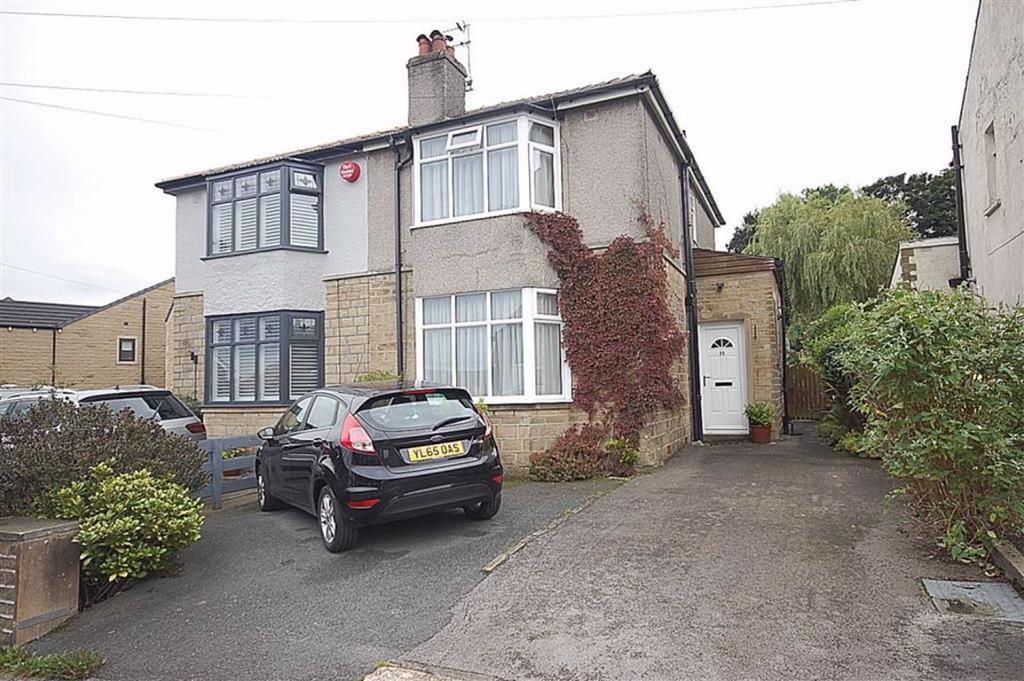 Matthew Lane Meltham Holmfirth Hd9 2 Bed Semi Detached House £170 000
