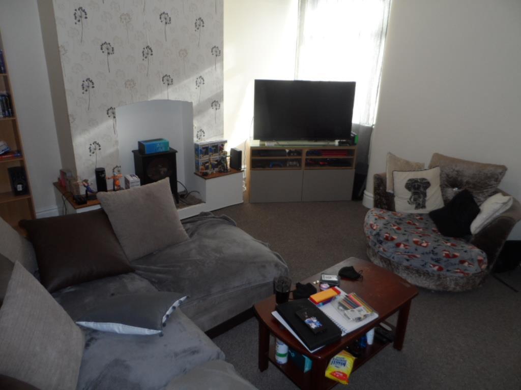 Severn Road, Blackpool, FY4 1EE 3 bed terraced house - £89,950