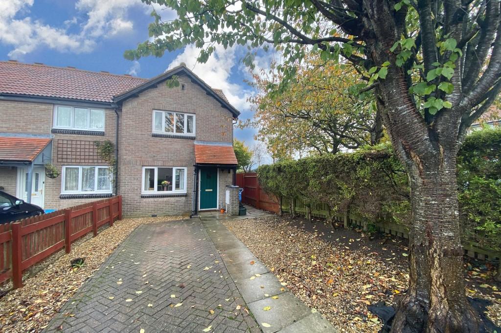 Pursey Avenue, Street 2 bed end of terrace house - £185,000