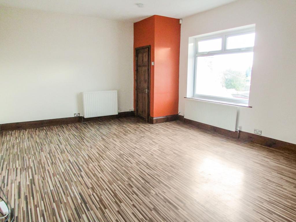 Allgood Terrace, Bedlington... 2 bed flat - £45,000