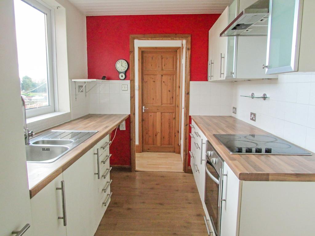Allgood Terrace, Bedlington... 2 bed flat - £45,000