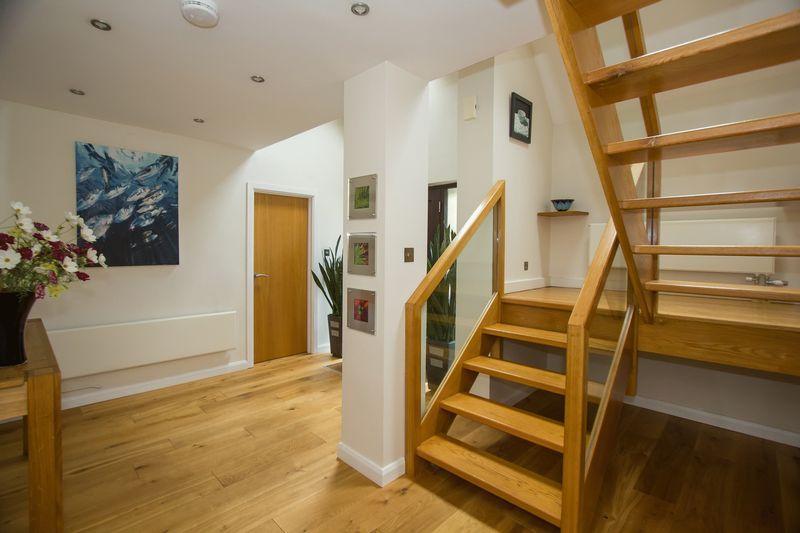 Evenlode Avenue, Penarth 3 bed detached house - £825,000