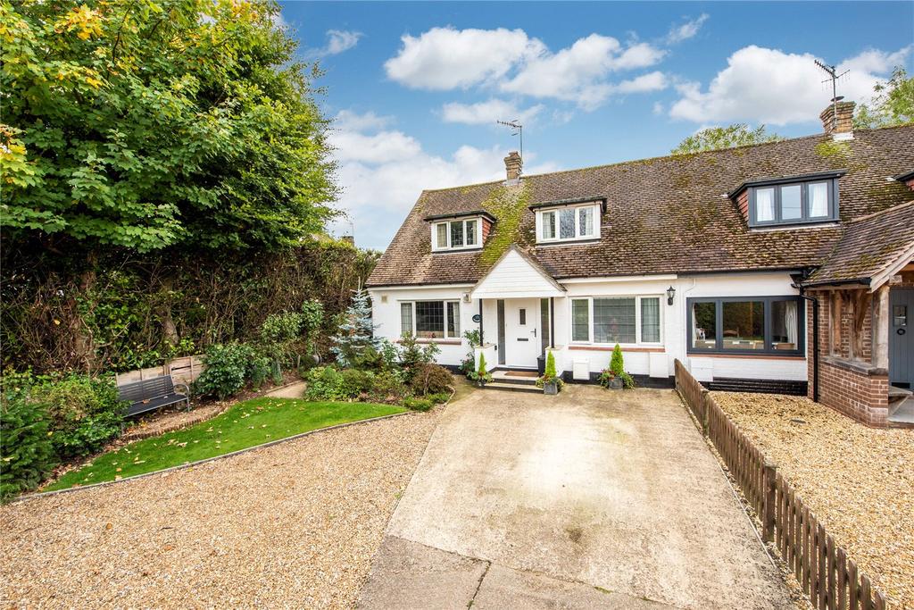 Trig Street, Newdigate, Dorking... 4 bed semi-detached house - £600,000