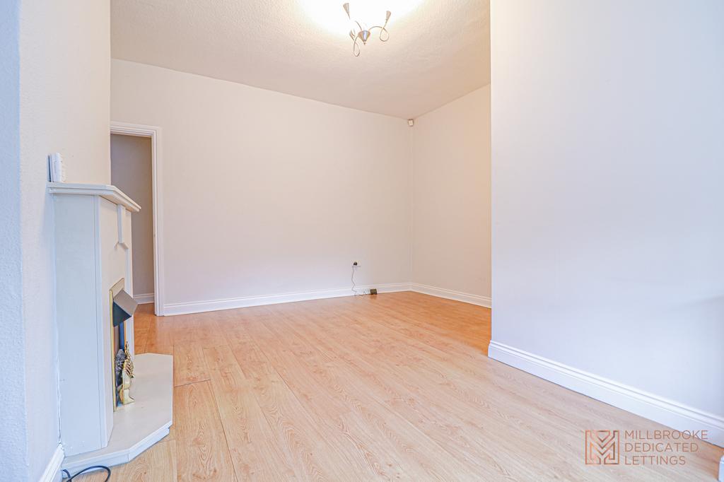 Mosley Common Road, Boothstown, Manchester, M28 2 bed flat to rent - £ ...