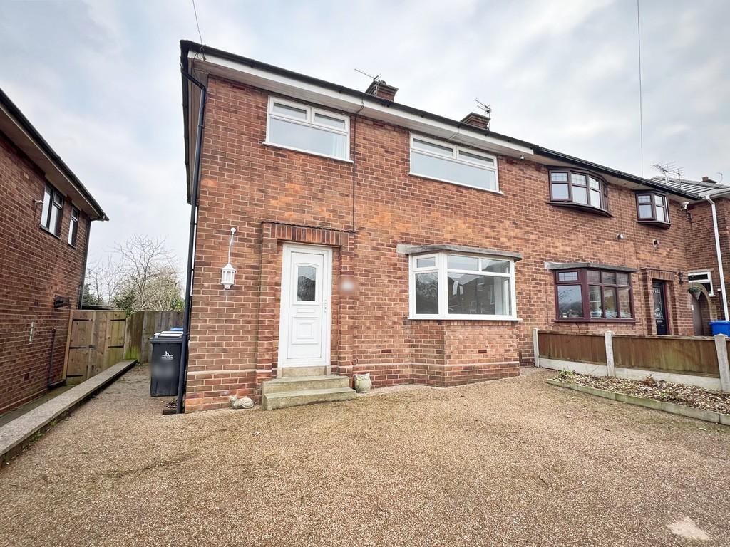 Windsor Grove, Runcorn 3 bed semi-detached house - £950 pcm (£219 pw)