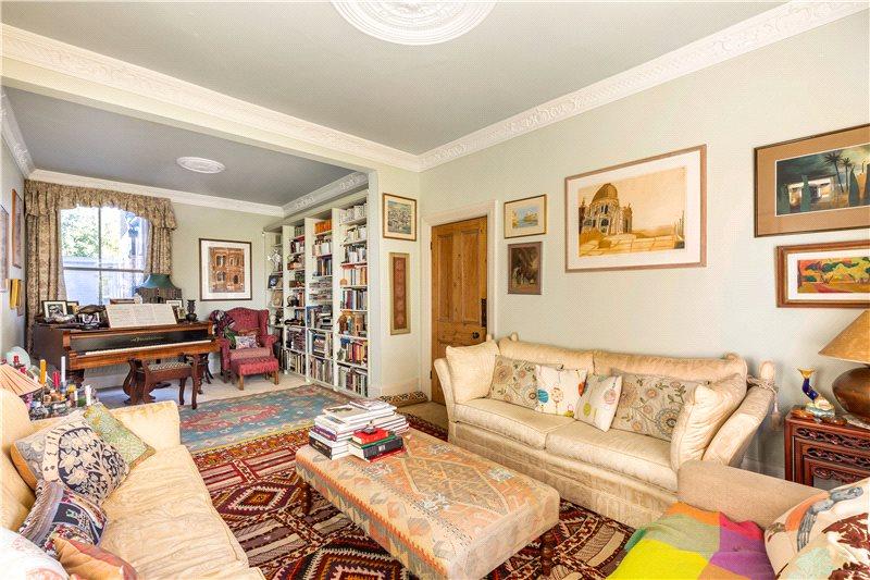 Glebe Road, Barnes, London, SW13 4 bed house - £2,150,000