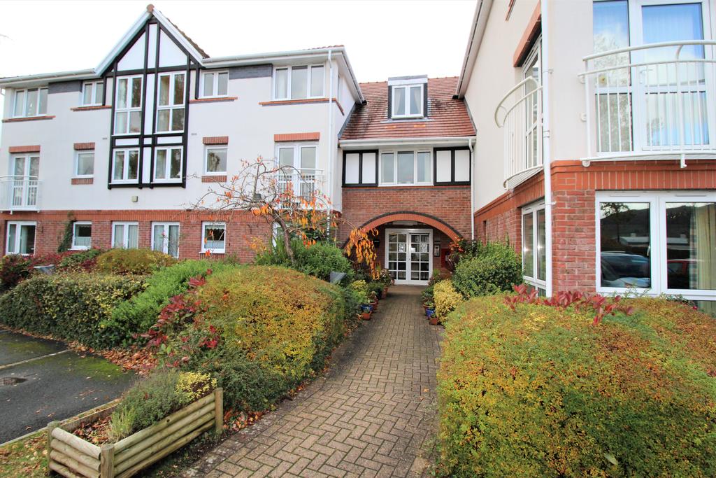 16 Denehurst Court, Church Stretton... 1 bed apartment - £110,000