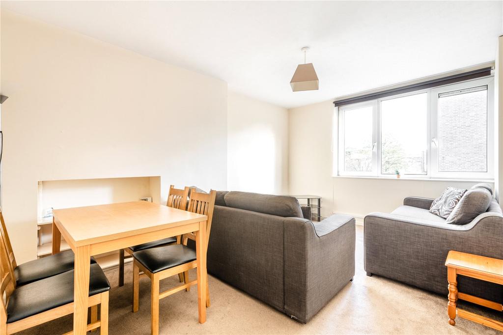 Alderney Road, London, E1 3 bed apartment - £470,000
