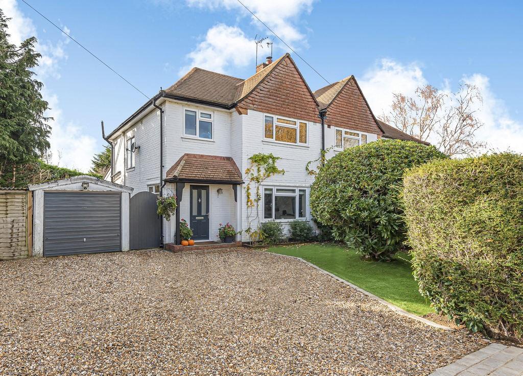 Bray Road, Stoke D'abernon, Cobham, KT11 3 bed semi-detached house - £ ...