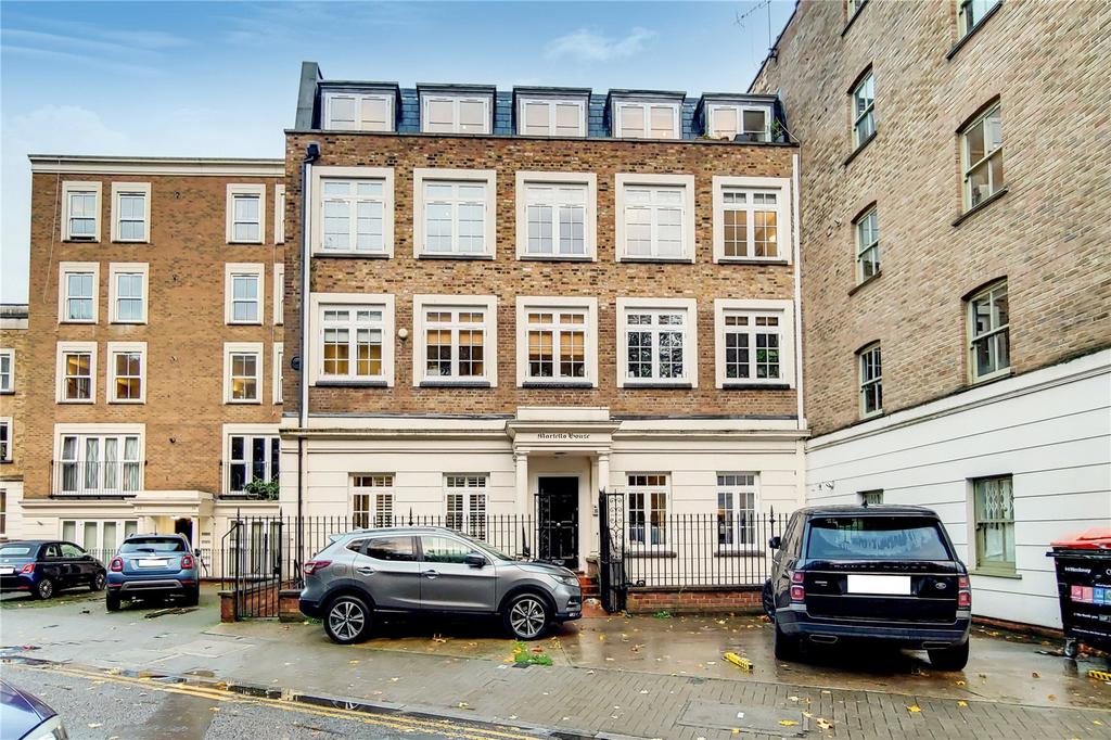 Martello Street, London, E8 2 bed flat - £575,000