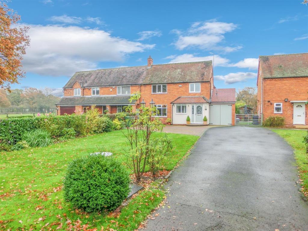 Brockhill Lane, Beoley, Redditch 4 bed semi-detached house - £415,000