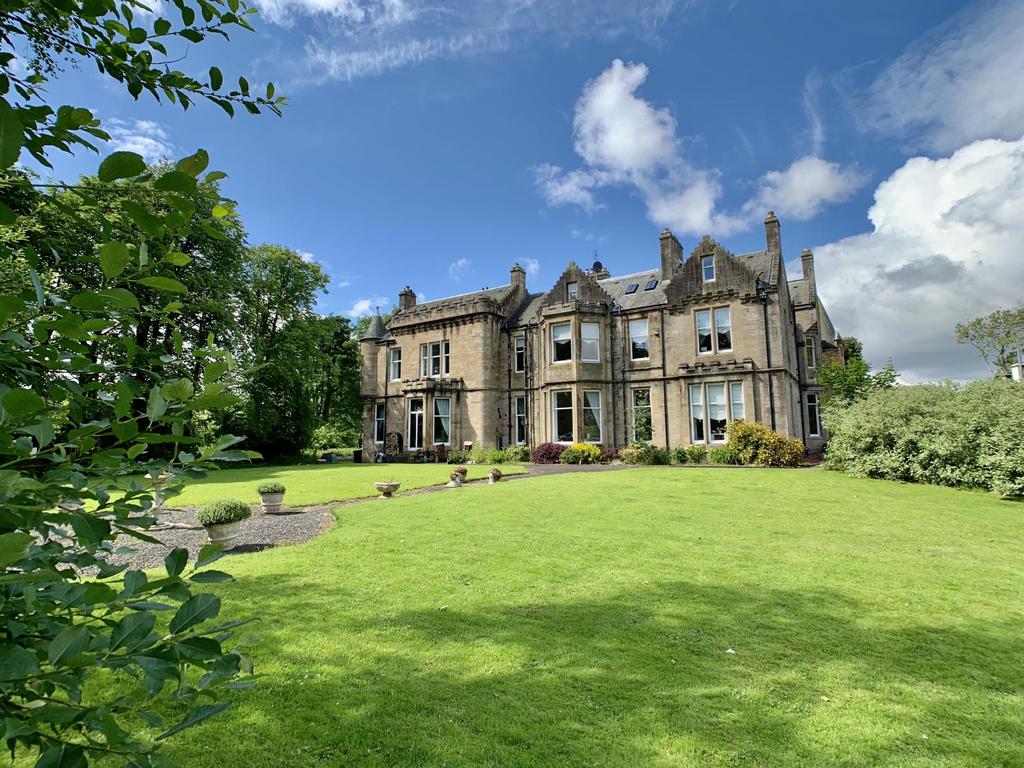 Redheugh House, Flat 5, Redheugh... 2 bed apartment - £125,000